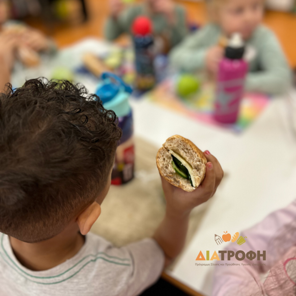 Πρόγραμμα ΔΙΑΤΡΟΦΗ: Αιτήσεις για σίτιση 111.485 μαθητών σε σχολεία και ...